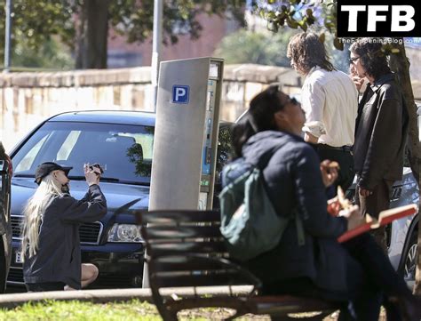 Anya Taylor Joy Malcolm Mcrae Are Spotted Enjoying The Sydney Tourist Harborside Hotspot Of The