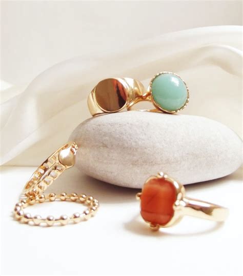 Mastering The Art A Guide On How To Perfectly Wear Gold And Silver