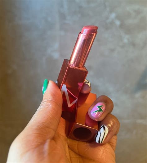 5 Tiktok Makeup Hacks From A Beauty Writer