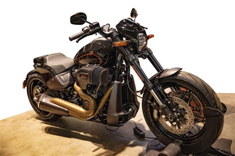 독일에서 확인한 화끈한 드래그머신 할리데이비슨 Fxdr 114 월간모터바이크