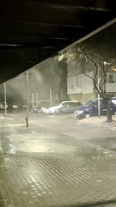 Ураганните пориви на вятъра във Варна започват 3 сутринта на 26 11 23 Youtube