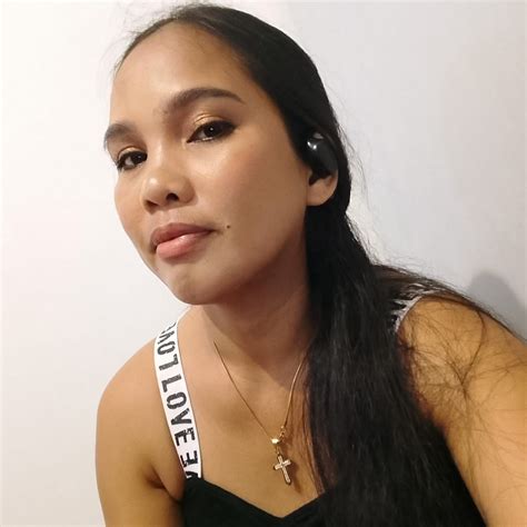 Pinay Janine Filipino Escort In Manila