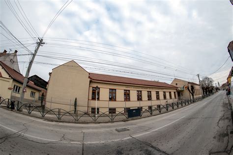 Báthory István Általános Iskola Medgyes ⋆ Iskolánk Története