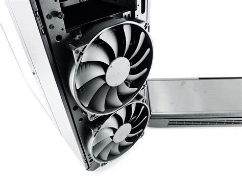 Thermaltake Urban T81 Full Tower Review