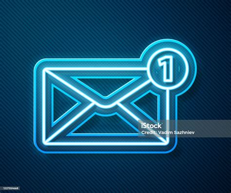 파란색 배경에 격리 빛나는 네온 선 봉투 아이콘입니다 수신된 메시지 개념입니다 새로운 이메일 수신 메시지 Sms 메일 편 배송 서비스 벡터 일러스트레이션 Brand Name