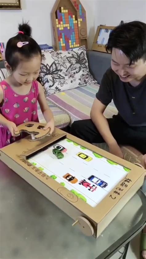 اسباب بازی جالبی که پدر برای دخترش ساخته