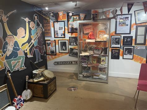 Rocknroll London Explorer Day Barnes Twickenham And Richmond