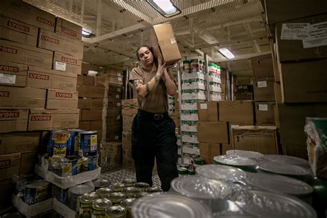 Uss Abraham Lincoln Food Shortage Reports Denied By Navy Pizzint Intel