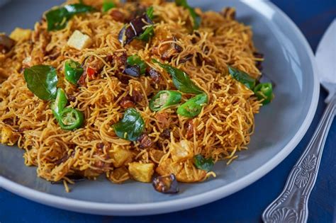 Veg Iddiyappa Kothu 400g Serves 1 Sambalexpress Southall