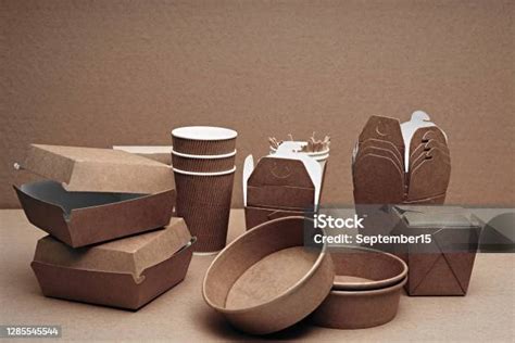 종이와 나무 환경 친화적이고 생분해성 일회용 식기 세트 패스트 푸드 카페 0명에 대한 스톡 사진 및 기타 이미지 0명 개인 장식품 개체 그룹 Istock