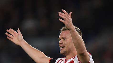 Ryan Shawcross Hoping To Finish Career At Stoke Football News Sky Sports