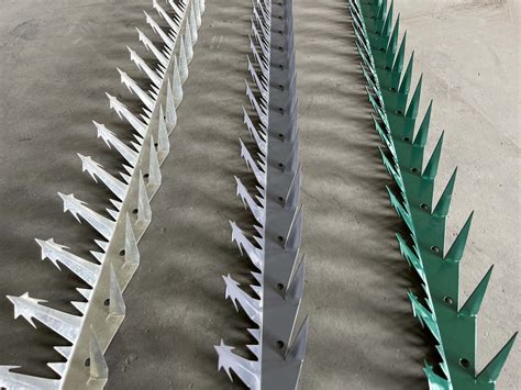 125m Barbed Wire Razor Wire Mesh Wall Spike High Quality 125m Barbed