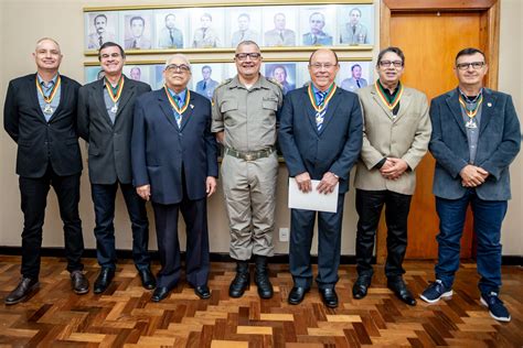 Comando Da Bm Na Serra Promove Encontro De Ex Comandantes Do Crpo Em