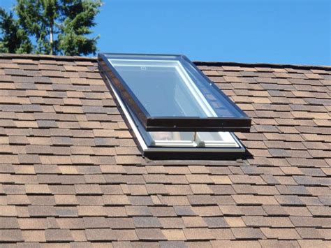 7 Tips To Avoid Skylight Roof Leaks