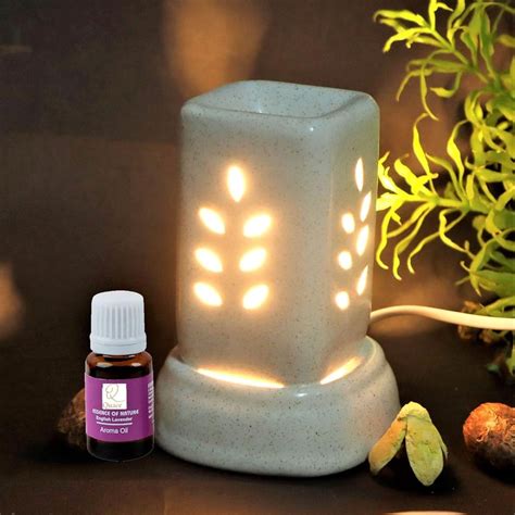 Quace Electric Rectangular Aroma Oil Diffuser Set White Price Buy Online At Best Price In India