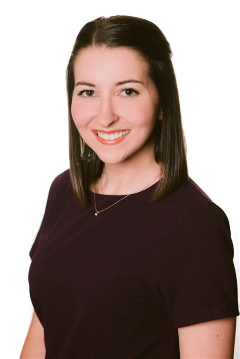 Lindsey Lee S Instagram Twitter Facebook On IDCrawl