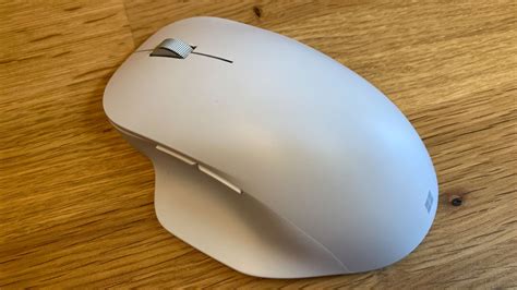 Microsoft Bluetooth Ergonomic Wireless Mouse Review PCMag UK