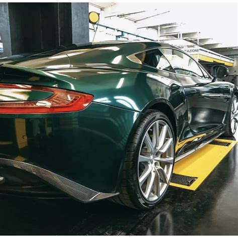Gloss Forest Green Vinyl Wrap Best British Racing Green Wrap