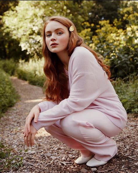 I Want Sadie Sink Sitting On Me Like This R Jerkofftoceleb
