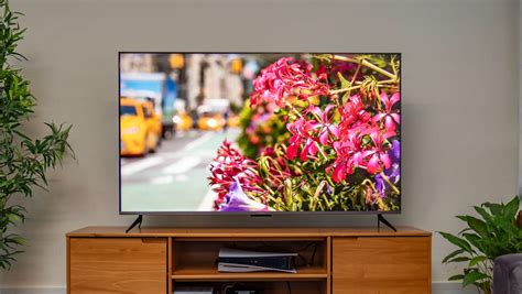 Roku Plus Series Tv Review Rokus First Tv Has A Solid Picture Cnet