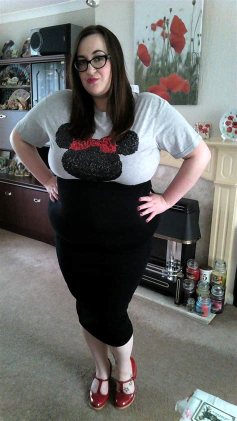 Minnie Mouse Does My Blog Make Me Look Fat