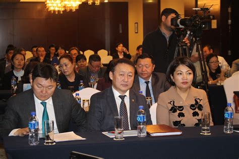 Газрын тухай хуульд нэмэлт өөрчлөлт оруулах тухай хуулийн төслийн хэлэлцүүлэг боллоо Newswall