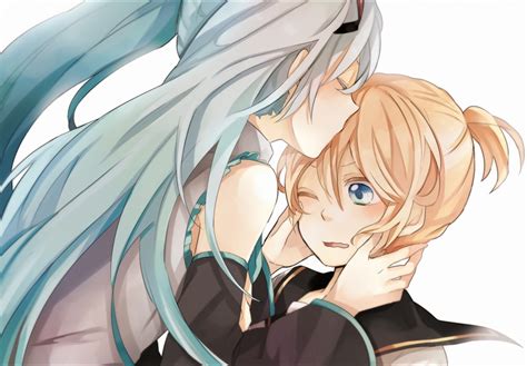 Hatsune Miku And Len Kiss Hatsune Miku And Len Kiss