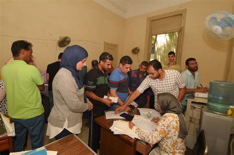 صور إقبال كبير على إسكان شباب الإسكندريةوالمحافظ يوجه بتسهيل