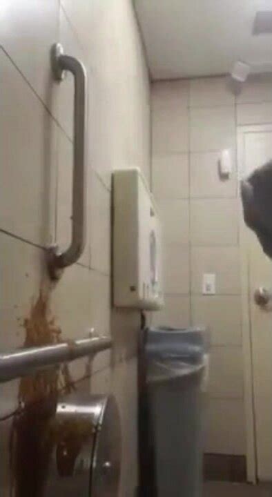 Public Bathroom Wtf Thisvid Com