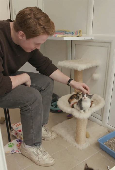 ค้นพบไอเดีย Kit และ สามีในอนาคต 12 รายการ คนดัง พระเจ้า ผู้ชาย และอื่นๆ อีกมากมาย