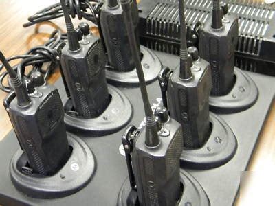 6ea Motorola Pr400 Jobsite Two Way Radios Wchargers