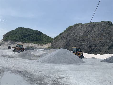 Natural Stone Wall Cladding Mushroom Face Marble Wall Cladding Split Face In Vietnam Hot Sales