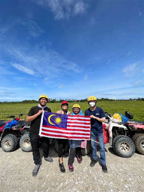 anis syahirah mohd zamri on linkedin wishing all of you happy malaysia