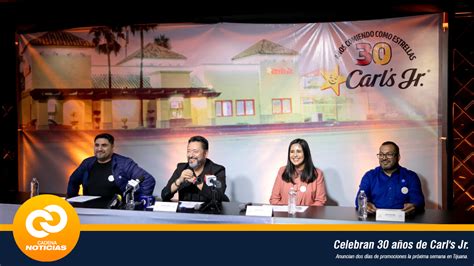 Celebran 30 Años De Carls Jr