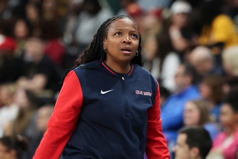 Why Coach Yolett Mcphee Mccuin Felt Ole Miss Womens Basketball Quit Vs South Carolina