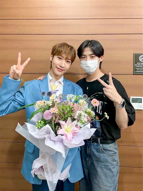 Oneus On Twitter [ 시온] 💙뮤지컬 드림하이💙 뮤지컬 보면서 처음 울었네ㅎ 많이 많이 고생한 게 눈에 보인다