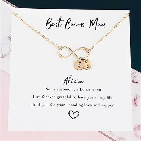 Stepmom Gifts That Are A Big Step In The Right Direction