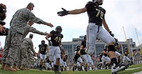 Army Lineman Hopeful Of Nfl Future But Ready To Serve First
