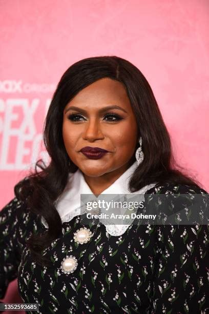 Mindy Kaling Headshot Photos And Premium High Res Pictures Getty Images