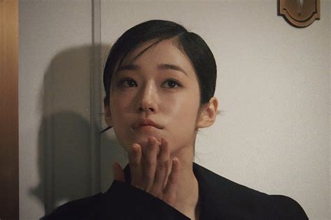 [잡담] 노윤서 발렌시아가 개찰떡이네 인스티즈 Instiz 드영배 카테고리