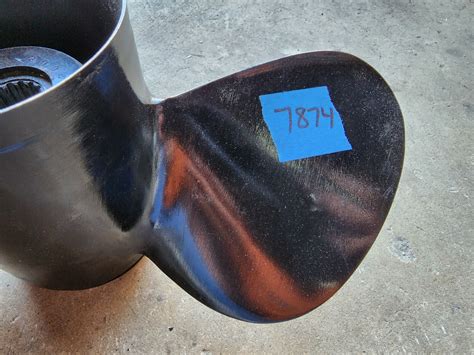 New Aluminum 15 14 X 21p Michigan Wheel Propeller Smc 512 Cup