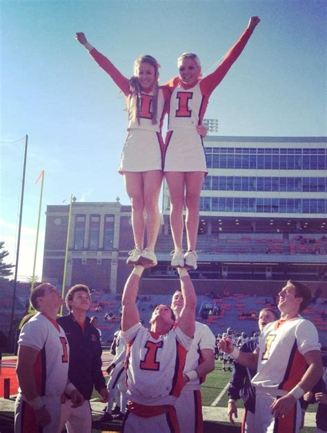 Meet Devon Cramer A 4 Year Fighting Illini Cheerleading Facebook