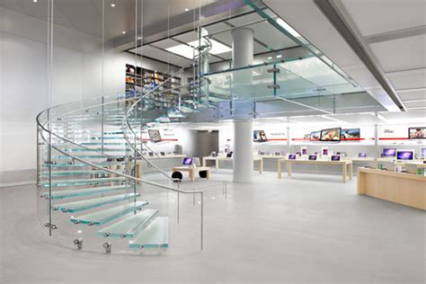 10 самых невероятных фирменных магазинов Apple