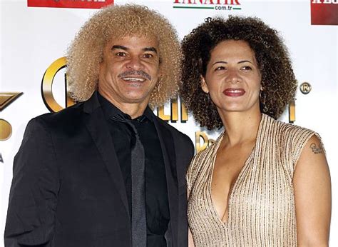 Colombias Former Football Player Carlos Valderrama Poses With His Wife