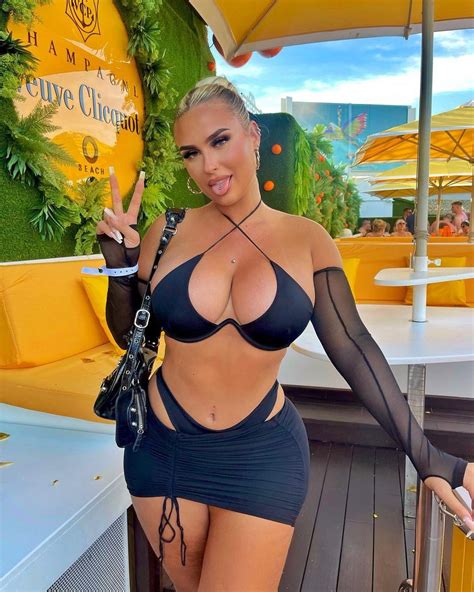 Helena Priebe Rbimbofetish