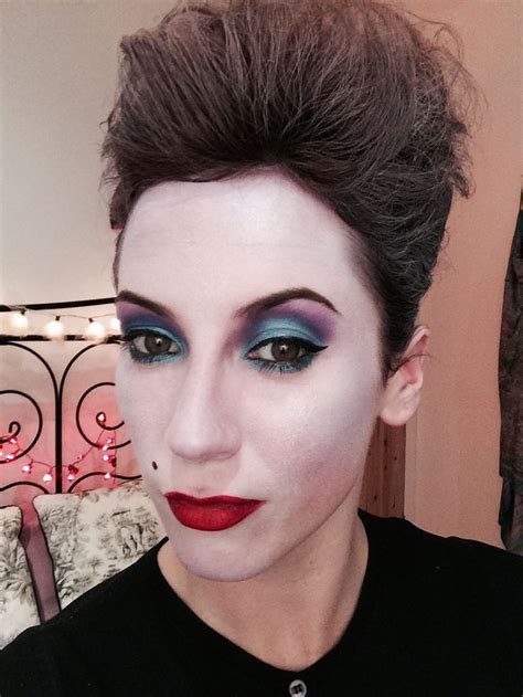 Bianca Bonjours Easy Peasy Ursula Tutorial