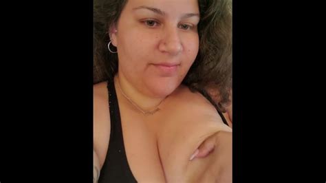 ¡ella Es Tímida Y Tan Linda