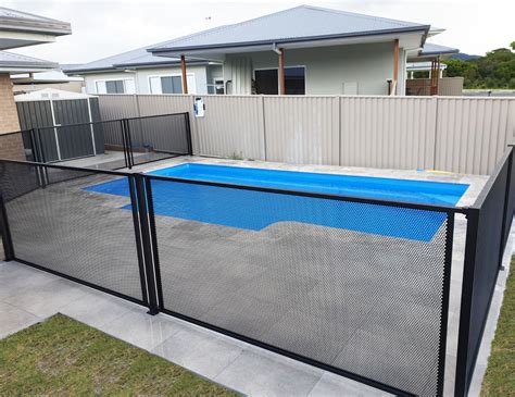 Gallery Pool Perf
