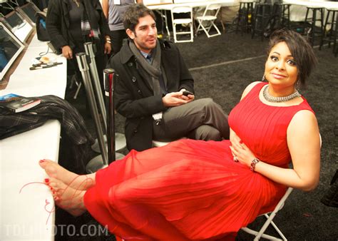 Raven Symonés Feet