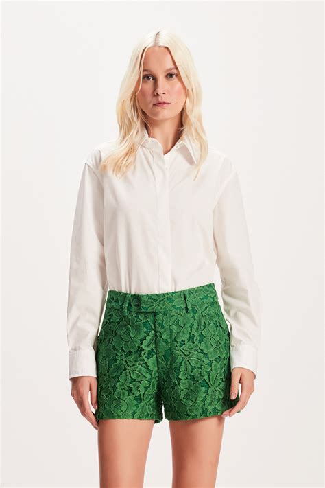 Shorts Renda Verde Tig Store